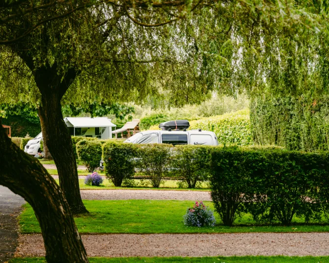 Lincomb Lock Caravan Park | Hillandale Caravan Parks