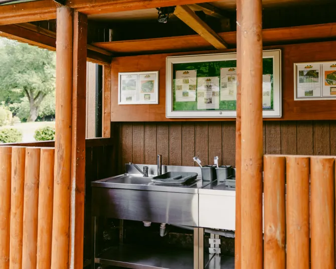 Lincomb Lock Caravan Park | Hillandale Caravan Parks